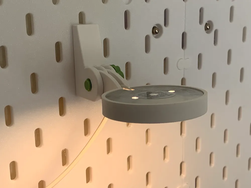 Small Desk Lamp (Adjustable Angle) by Ms MakerWorld: Download Free 3D ...