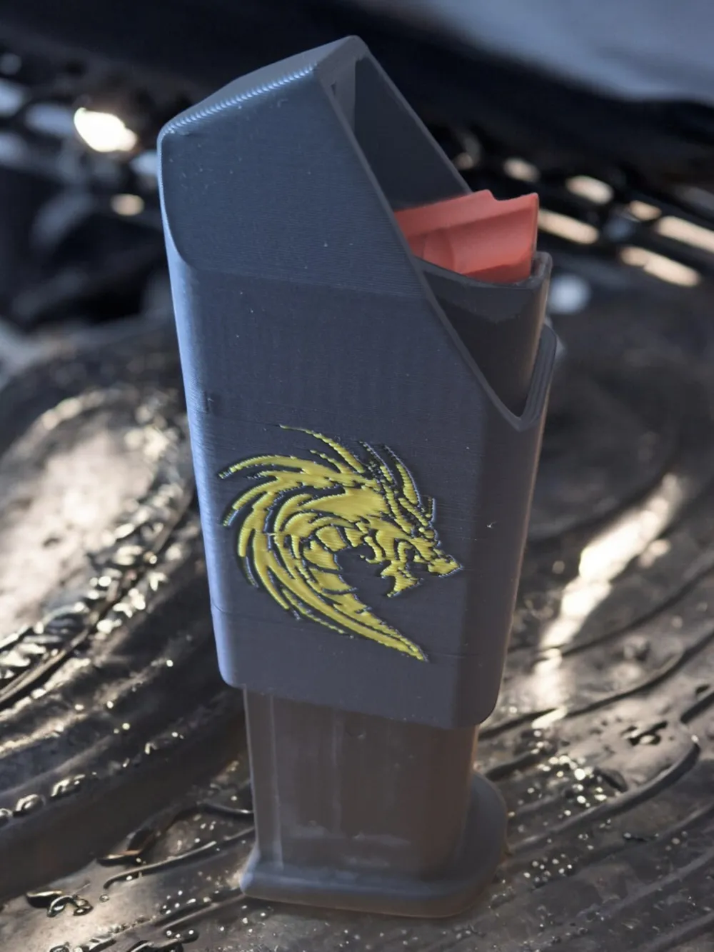 Glock speedloader v2 Dragon 2 color by skampy61 - MakerWorld