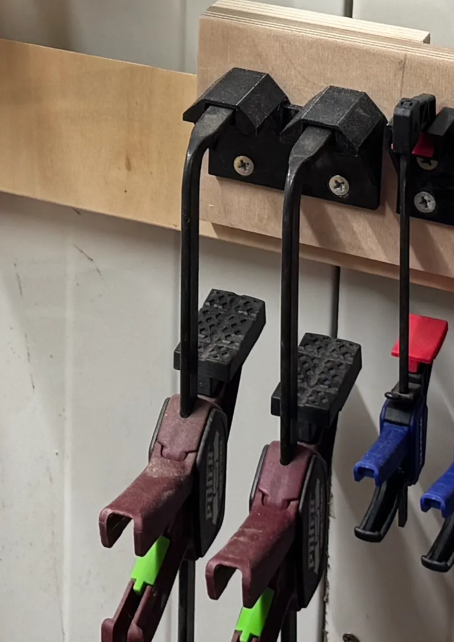 Guide Rail Clamps - Wall Mount / Holder by Tobi5000MakerWorld: Download ...