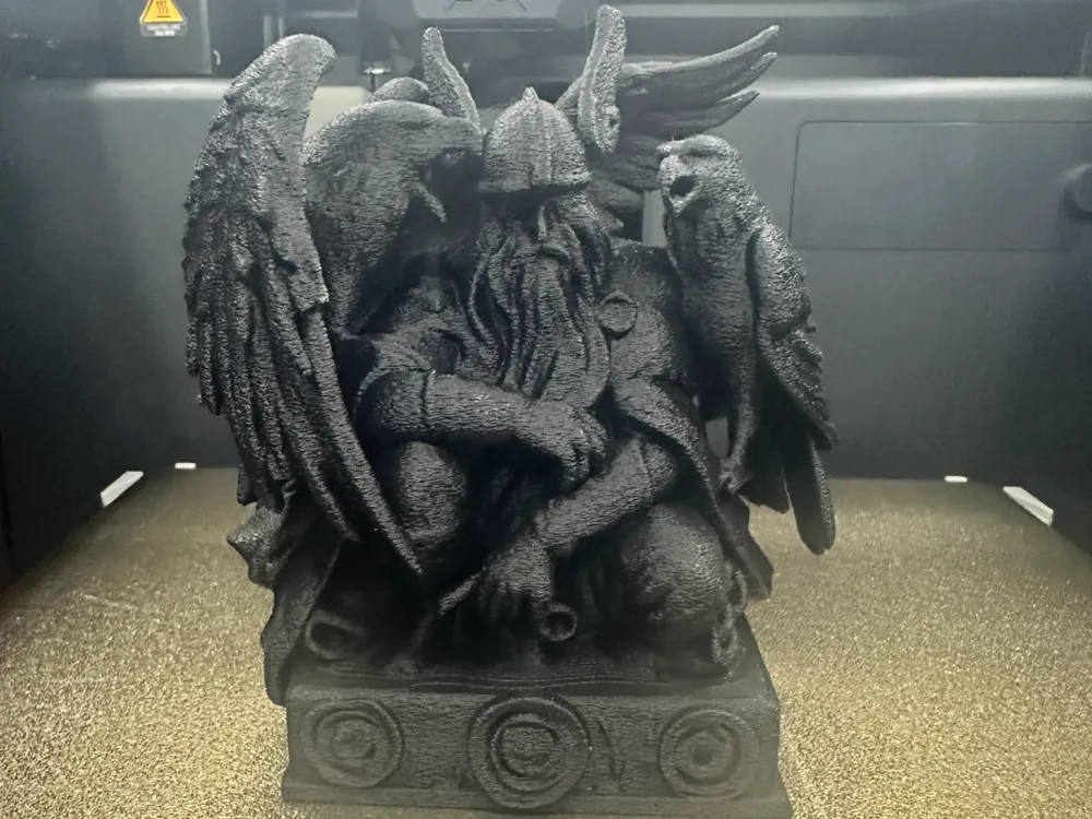 Odin kniend mit Hugin und Munin Statue by vikingsubli MakerWorld ...