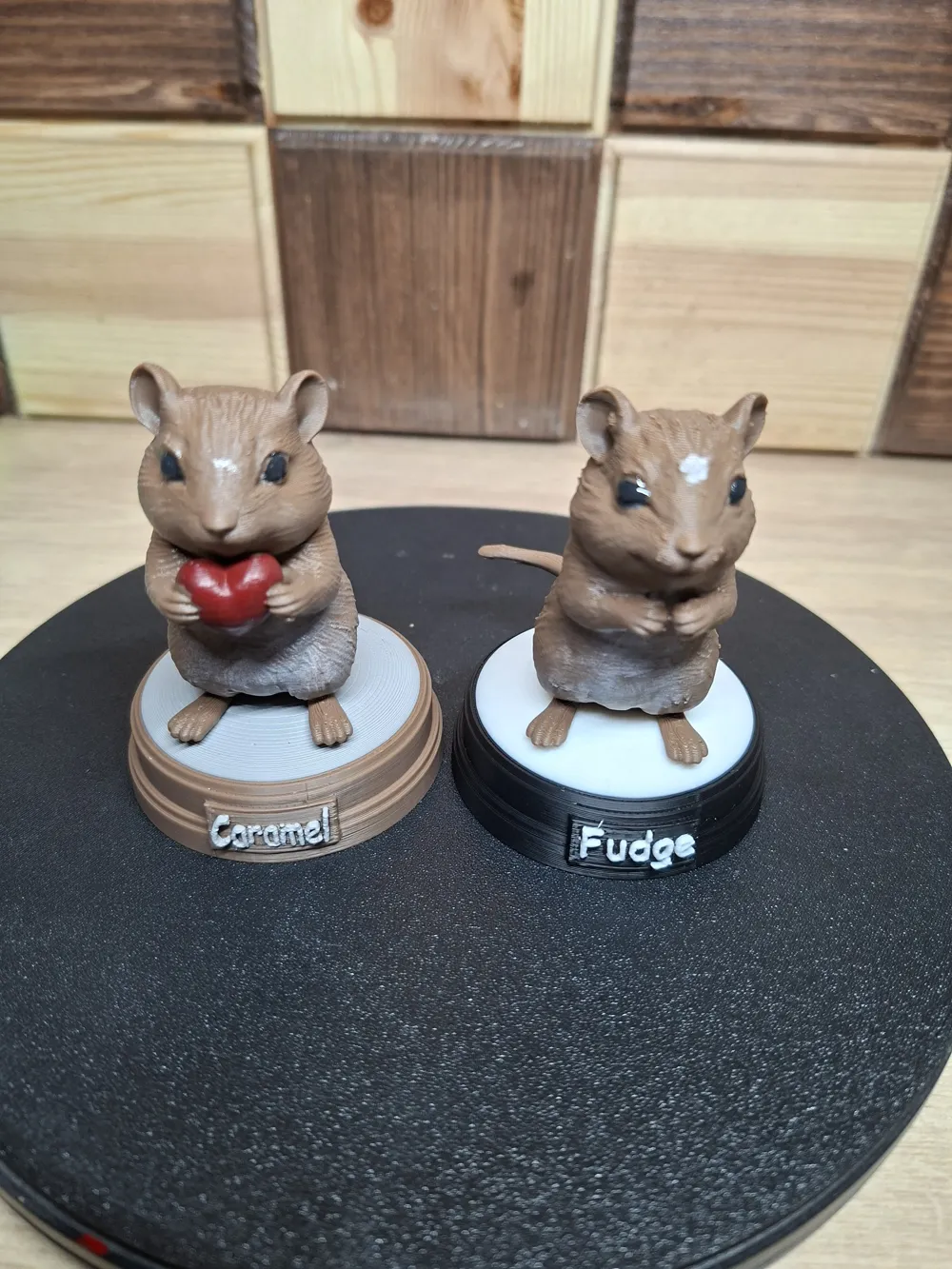Ultra Cute Gerbil Duo Multipart Custom Name Base - Free 3D Print Model ...