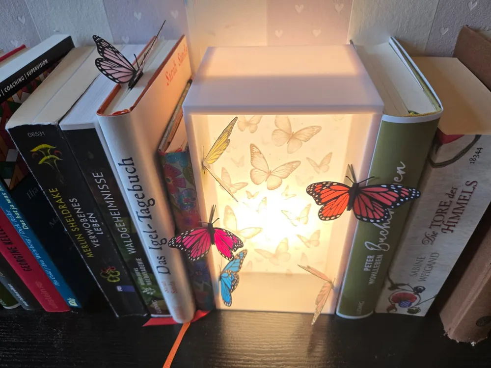 Butterfly Book Nook + magnetic bookmarks - Free 3D Print Model - MakerWorld