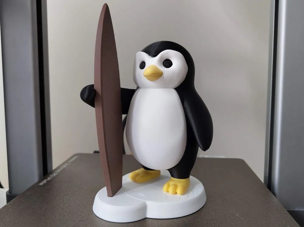 Pinguin Surfer | Figurine - Free 3D Print Model - MakerWorld