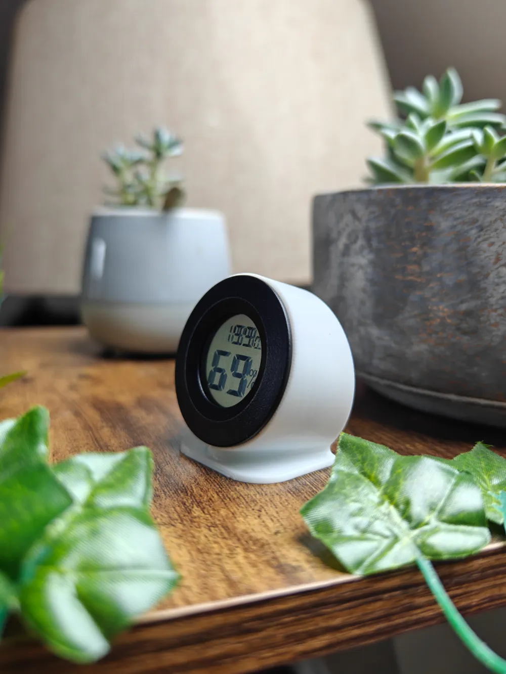 Temp / Humidity Holder - Circle by reneeceldesigns - MakerWorld