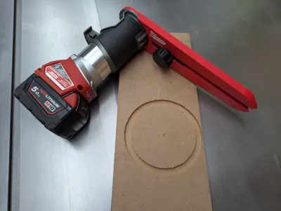 Milwaukee Trim Router Circle Jig by Pleasantly Plump - MakerWorld