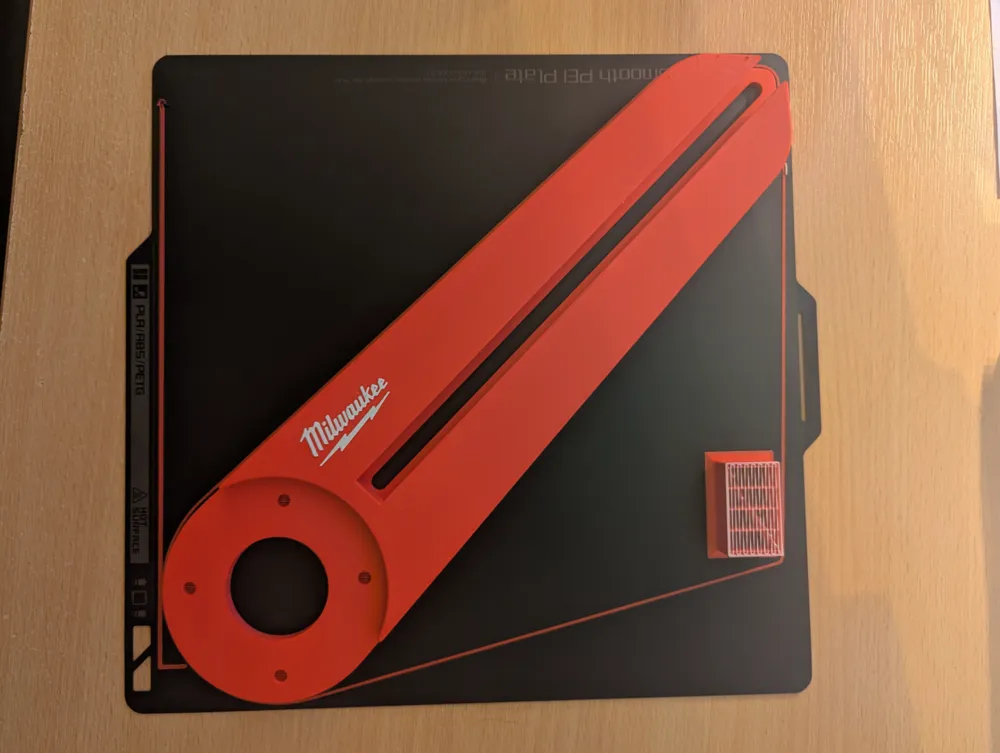 Milwaukee Trim Router Circle Jig by Pleasantly Plump - MakerWorld