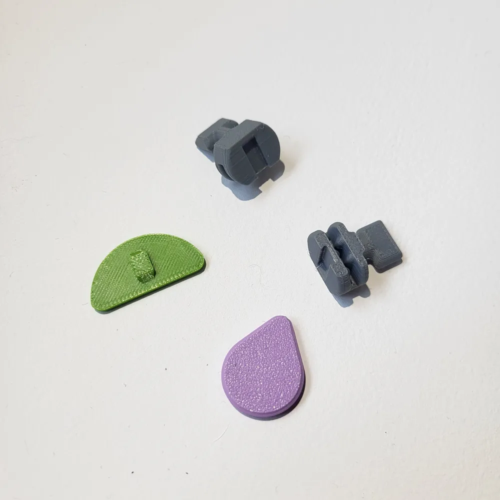 INSTAX photo clip for SKADIS peg board - Free 3D Print Model - MakerWorld