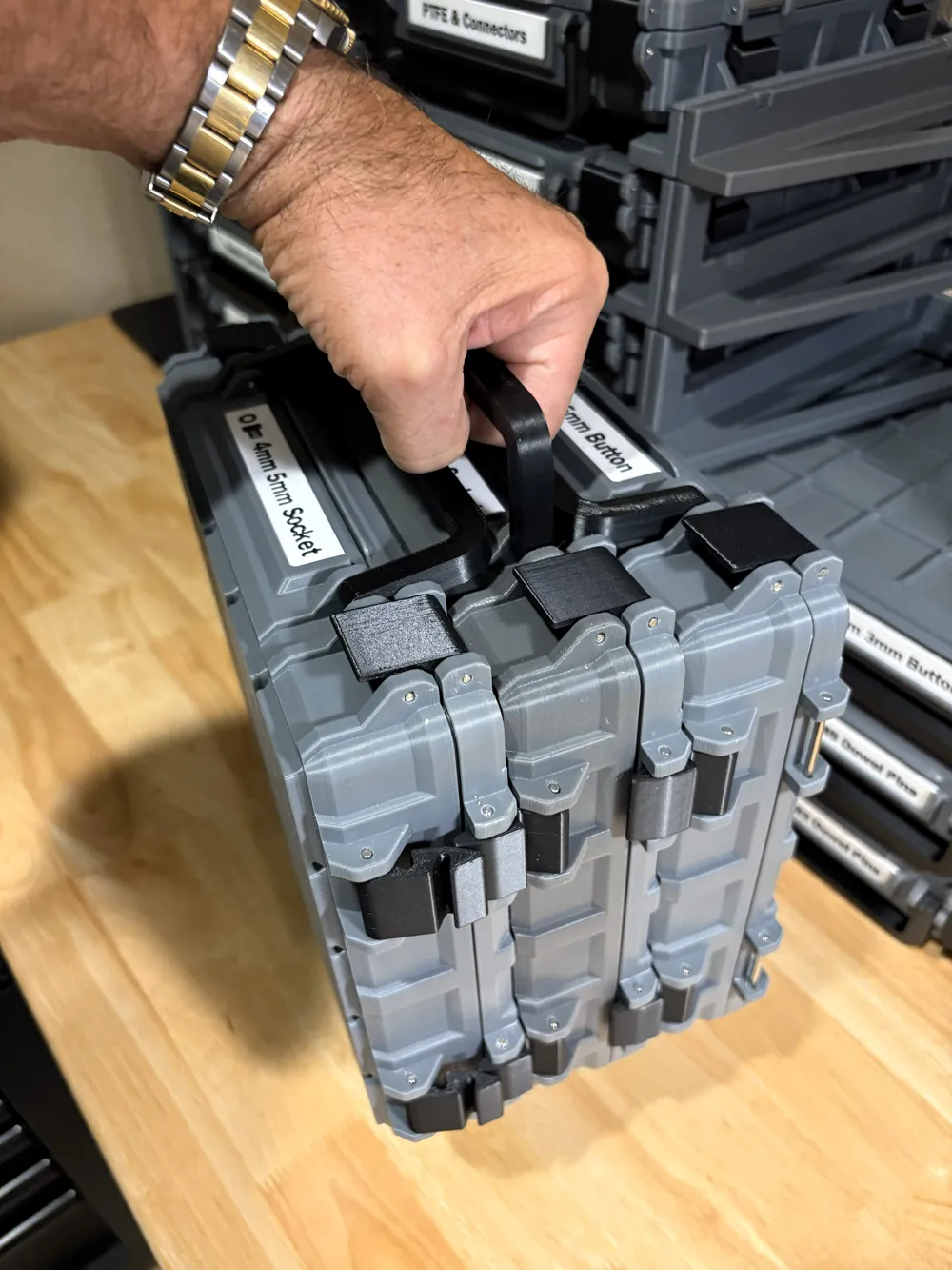 Gridfinity Rugged Box Modular Expandable Shelves - Free 3D Print Model ...