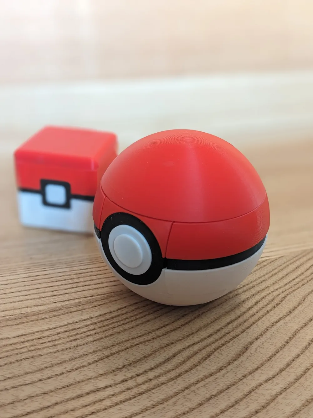 Poké Ball Switch 13-cartridge storage box - Free 3D Print Model ...