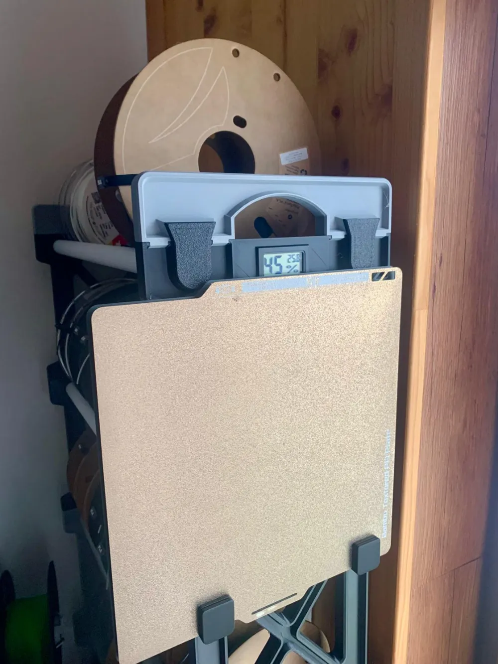 Stacking spool rack - upgrade:sensor,platte holder by Roman Z Véšek - MakerWorld