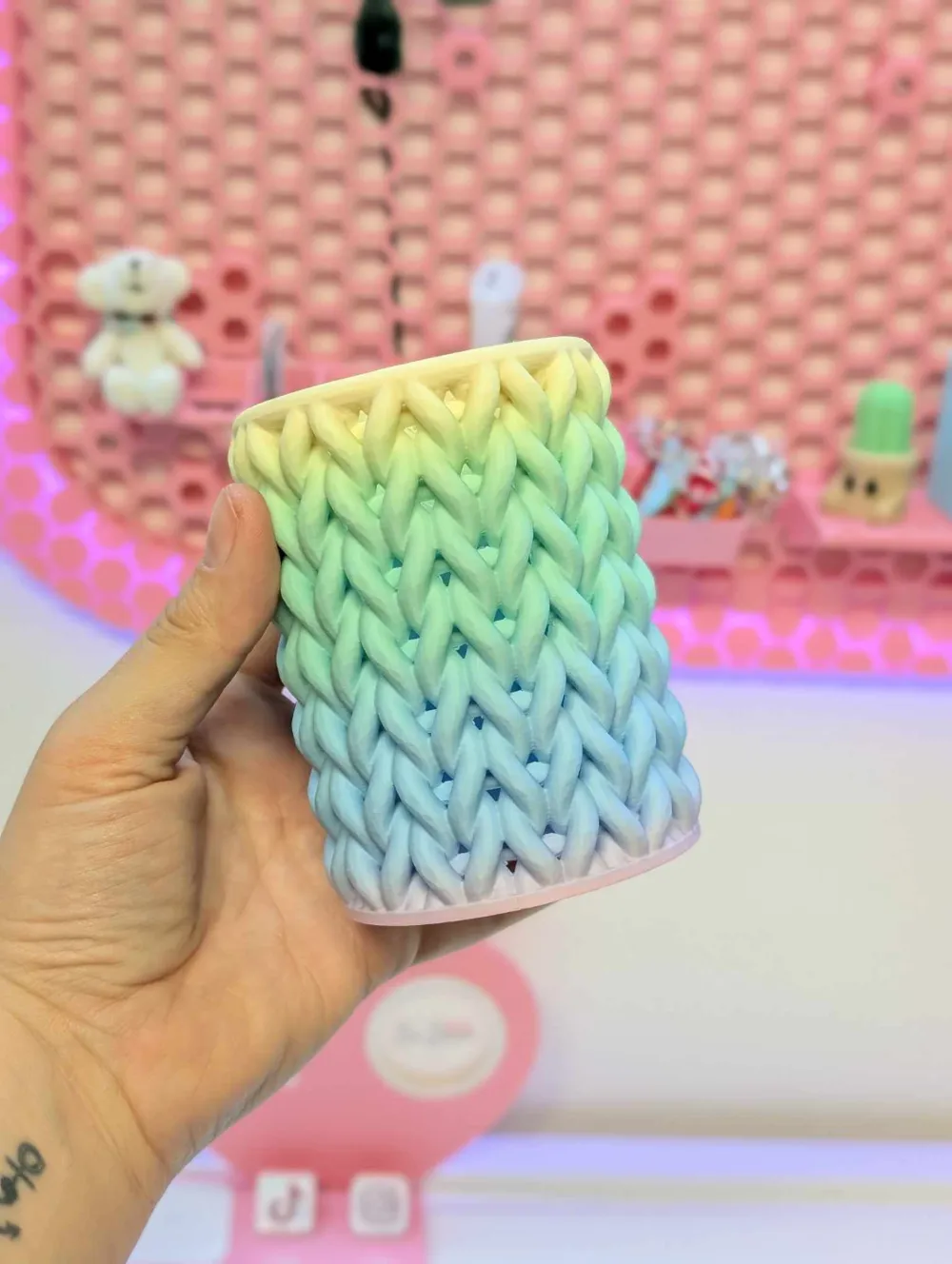 Knit Texture 355ml Can Cozy - Free 3D Print Model - MakerWorld