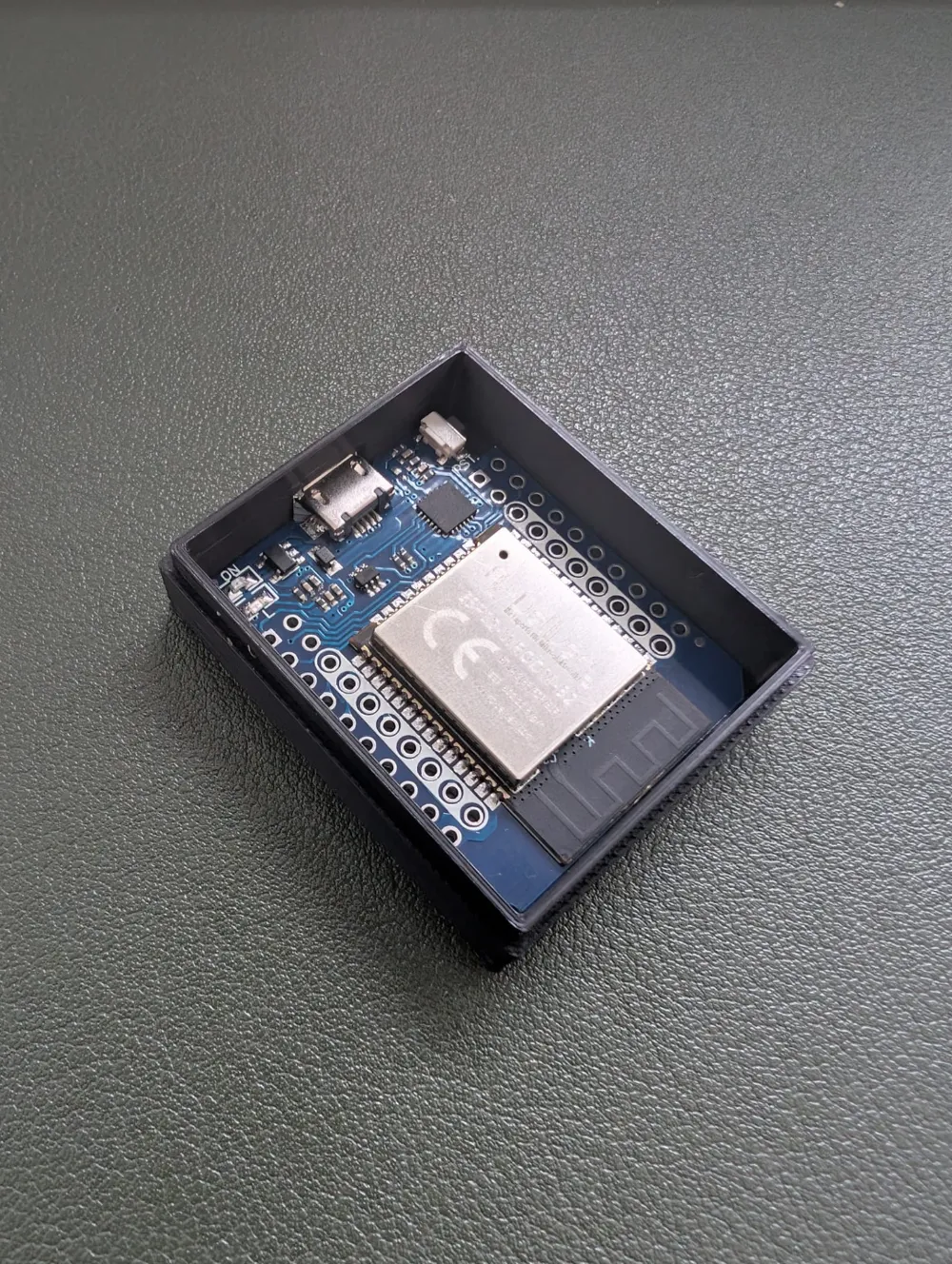 ESP32-WROOM-32 Basic Case by wurstsalat - MakerWorld