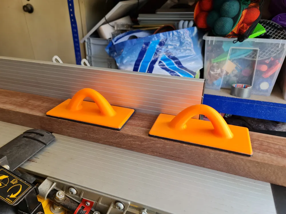 Push pad for wood by matthiasdeblaiser - MakerWorld