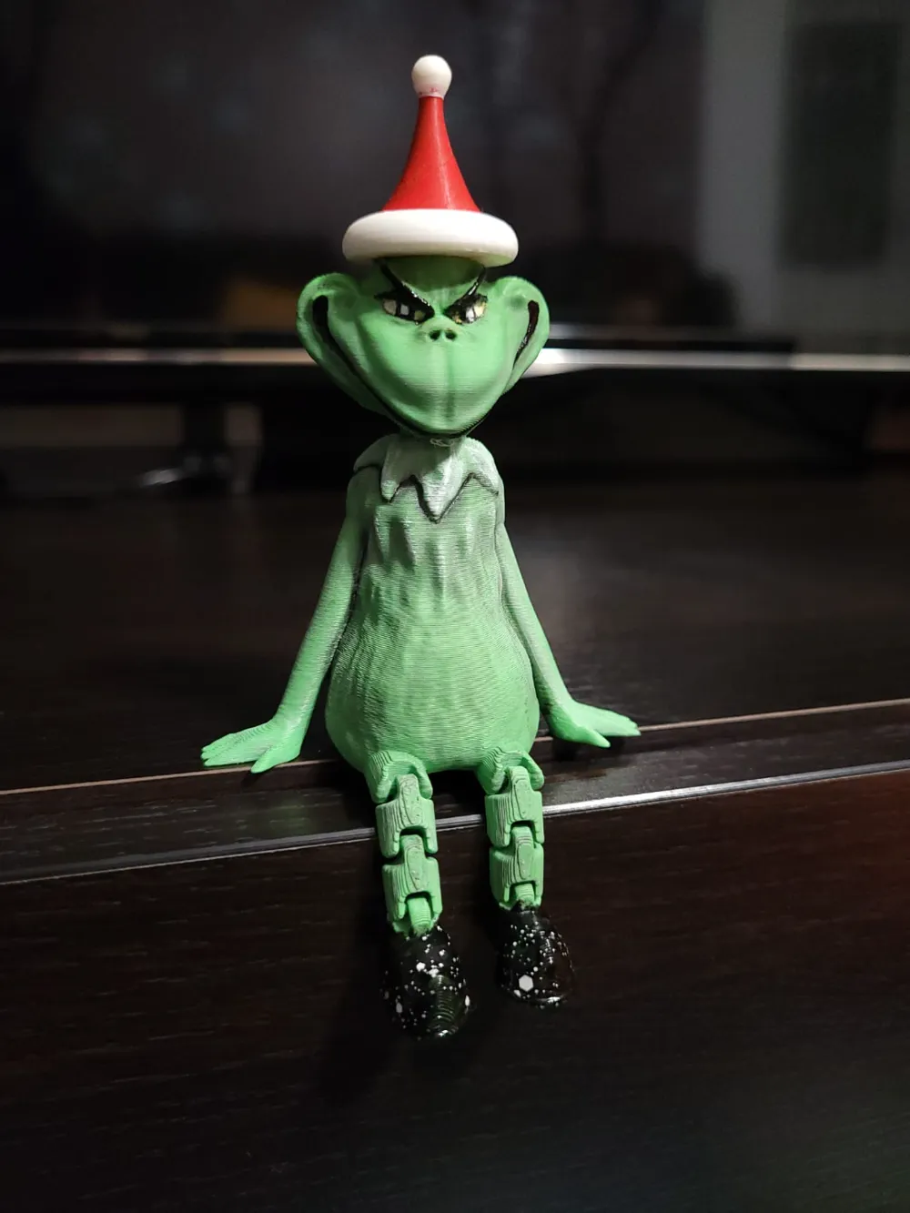 Articulated Christmas Grinch with flexible legs by Ireality MakerWorld: Download Free 3D Models
