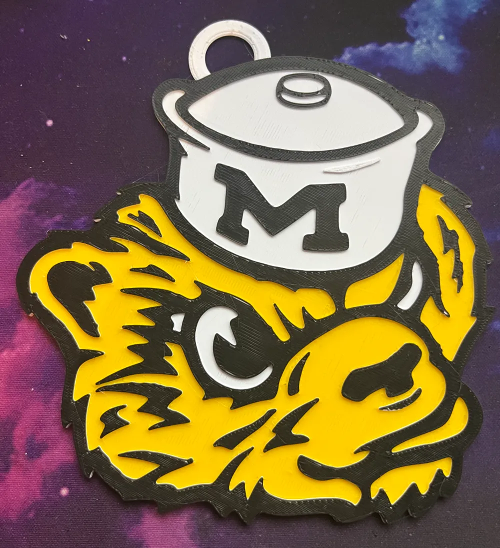 Michigan Wolverines Alt Logo Chain by McThuggo - MakerWorld