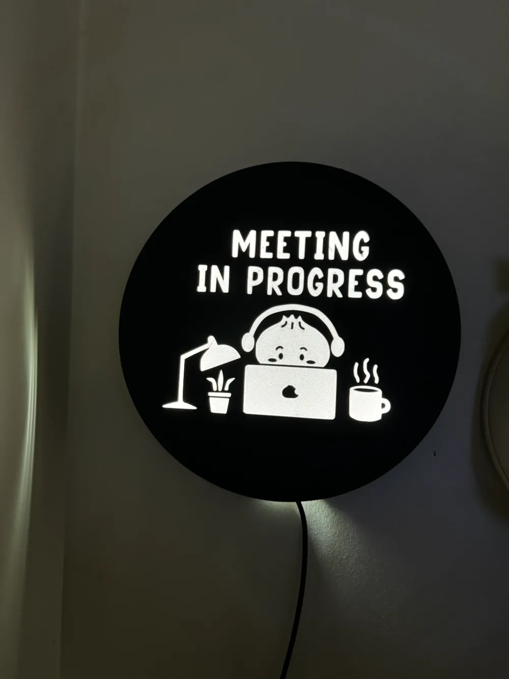 Meeting in Progress light by wporter78 - MakerWorld