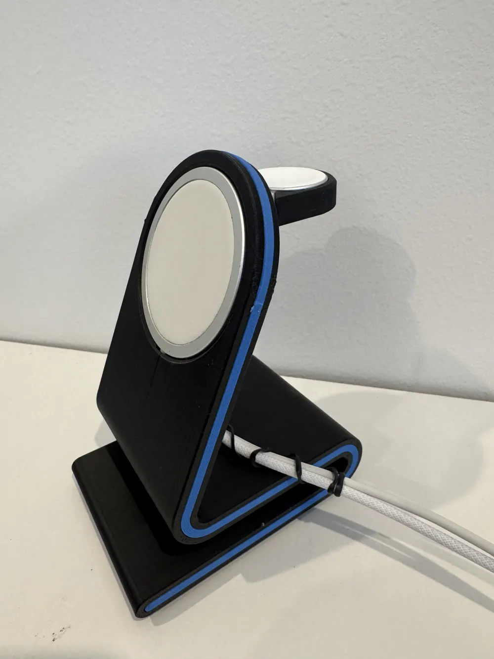 Magsafe Charging Stand with Apple Watch ledge - Free 3D Print Model ...