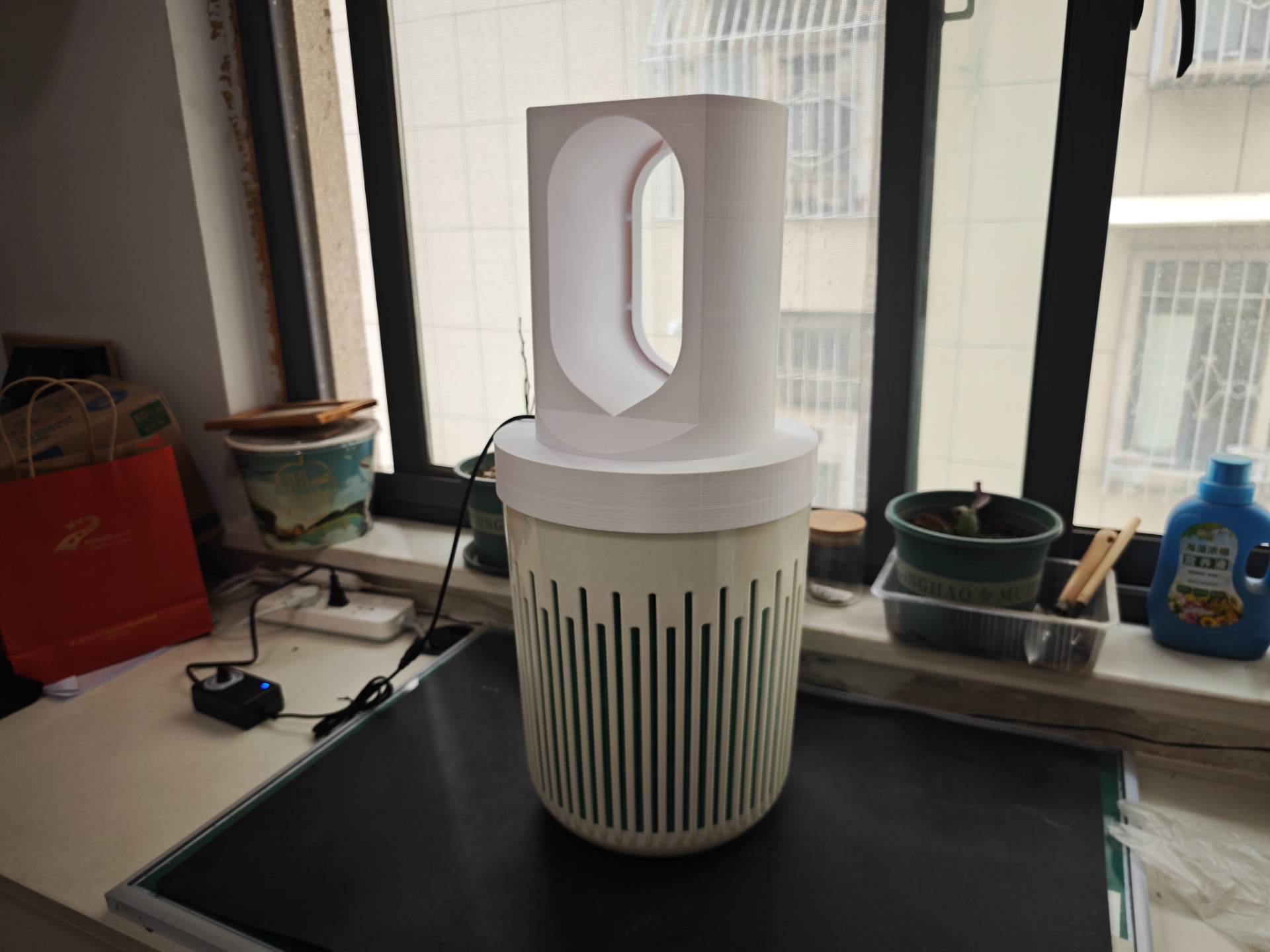 Simple Air Purifier V1.0 with Xiaomi filter (approx. $9) by 蓝色企鹅的工坊 ...