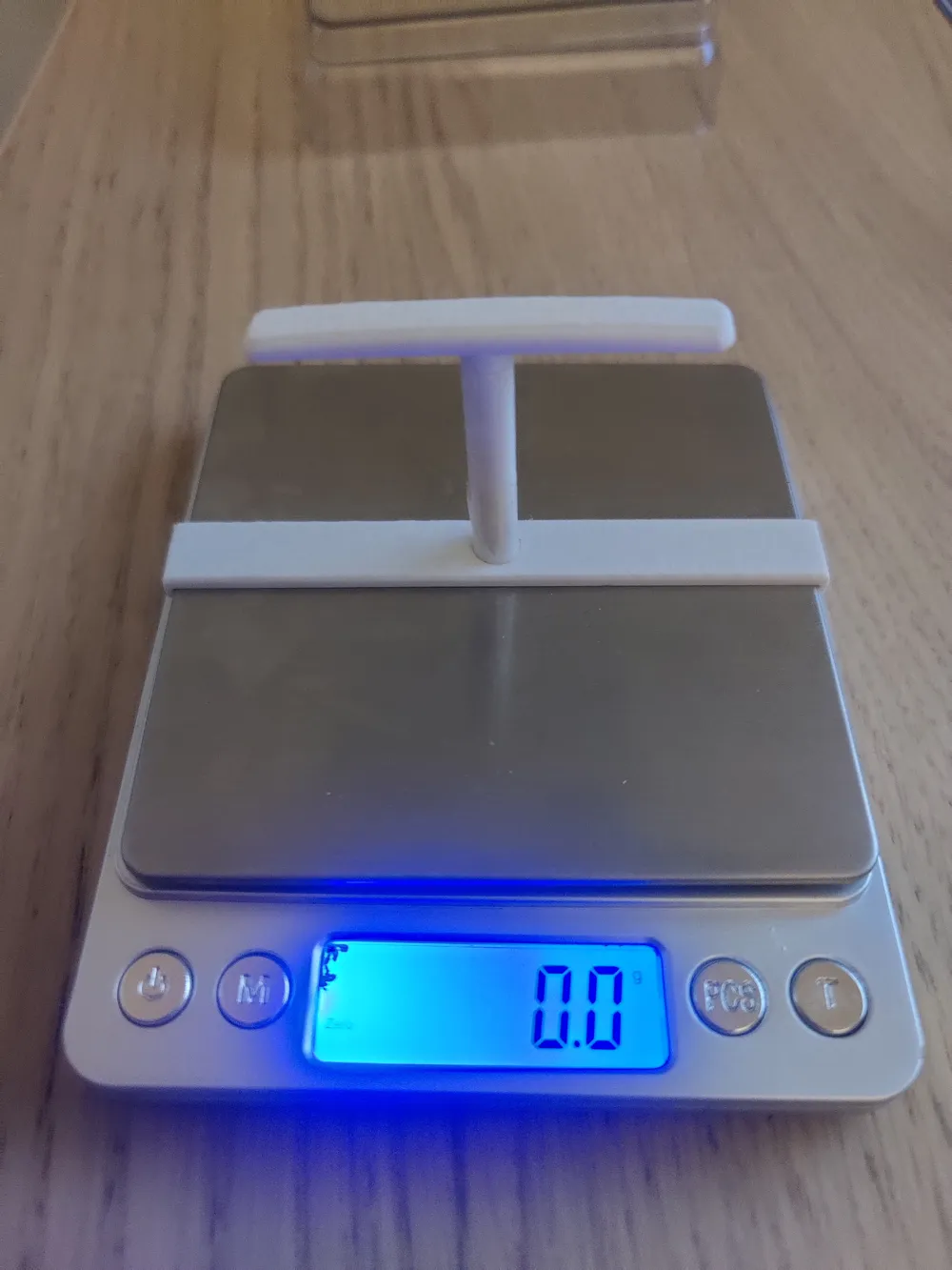 Perch mounted on scale for birds by EviLSeeD - MakerWorld