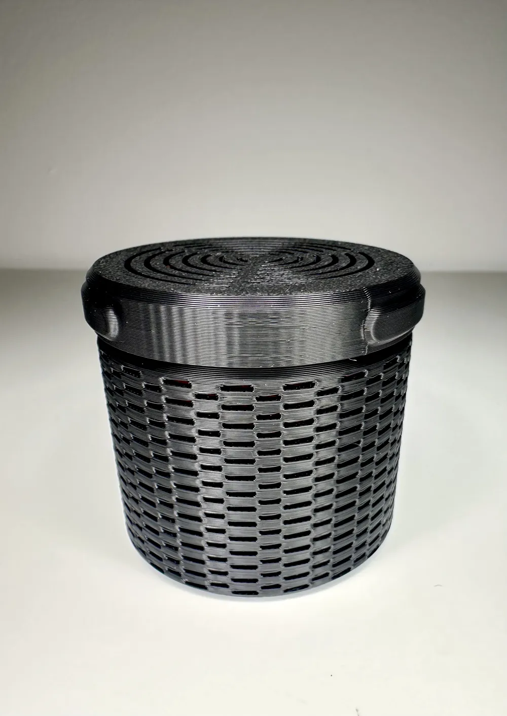 Silica Container – Twist-Lock Lid - Free 3D Print Model - MakerWorld