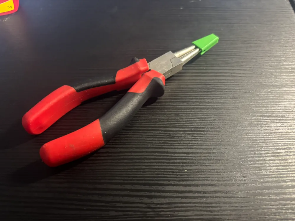 Needle-nose plier point cover by sr5peti - MakerWorld