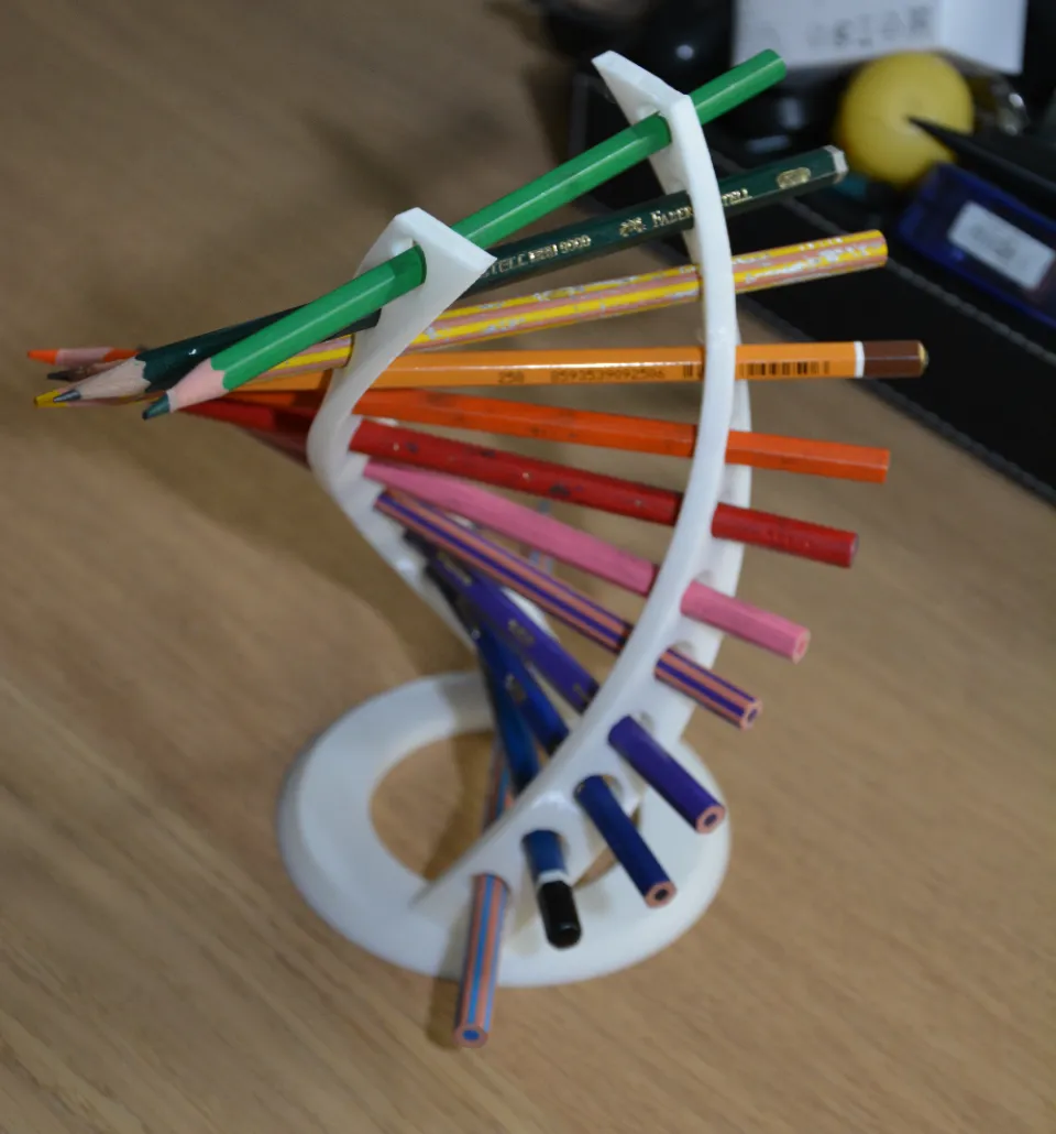 DNA Pen Holder by AndreUser - MakerWorld