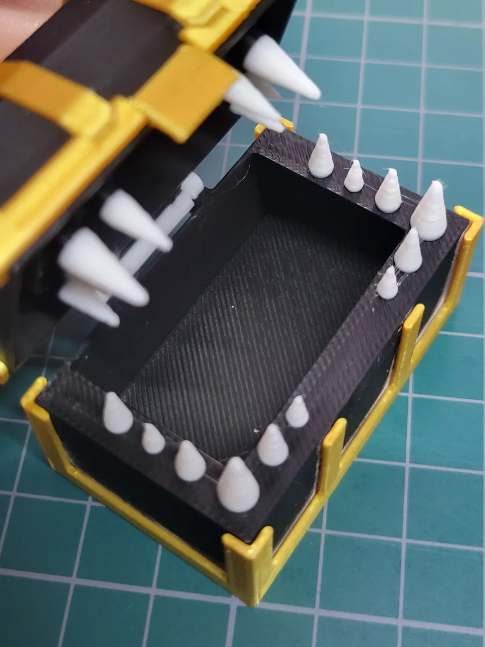 Mimic Treasure Box Chest by 3dcafe - MakerWorld