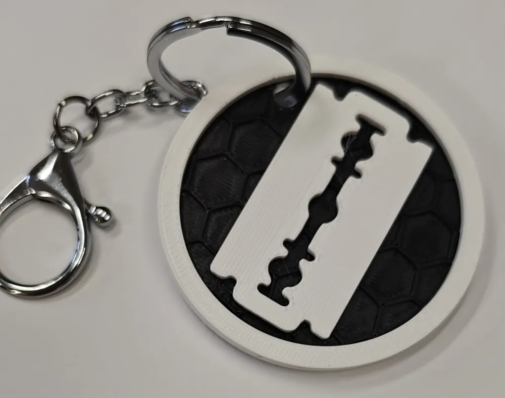 Razor Blade Keychain (Honeycomb) - Free 3D Print Model - MakerWorld