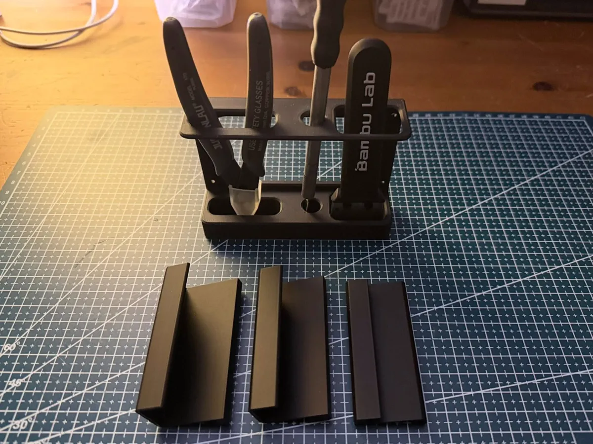 Maker Tool Dock 3in1 Desk&Edge Holder for scraper - Free 3D Print Model ...