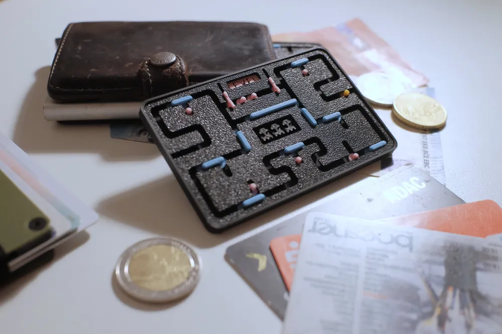 Pacman Wallet Maze - Free 3D Print Model - MakerWorld