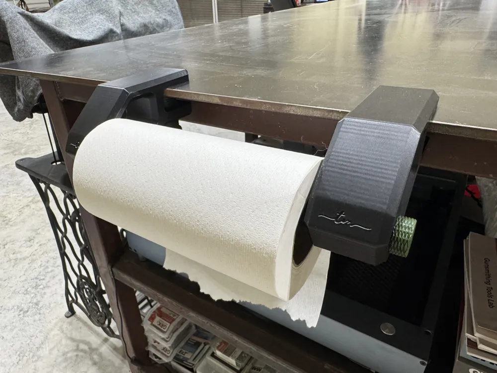 Table / Workbench Clamp - for Various Rolls - Free 3D Print Model ...