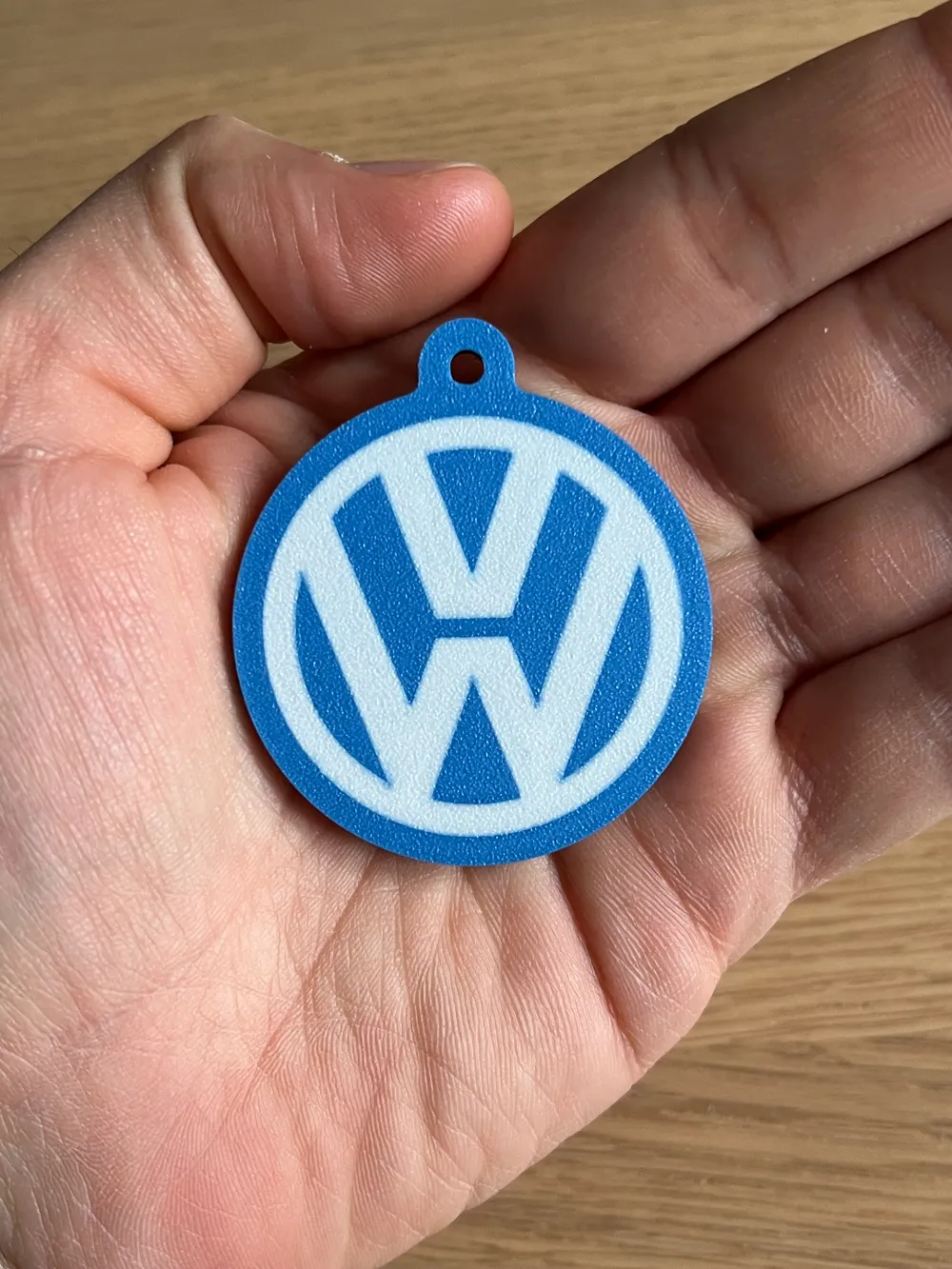 VW Volkswagen keychain - R keychain by 3Dingo - MakerWorld