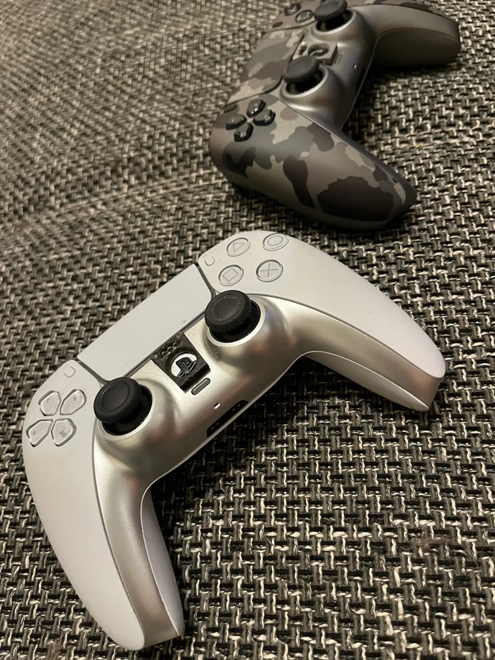 PS5_Button_Guard by Mac_DJ73 - MakerWorld