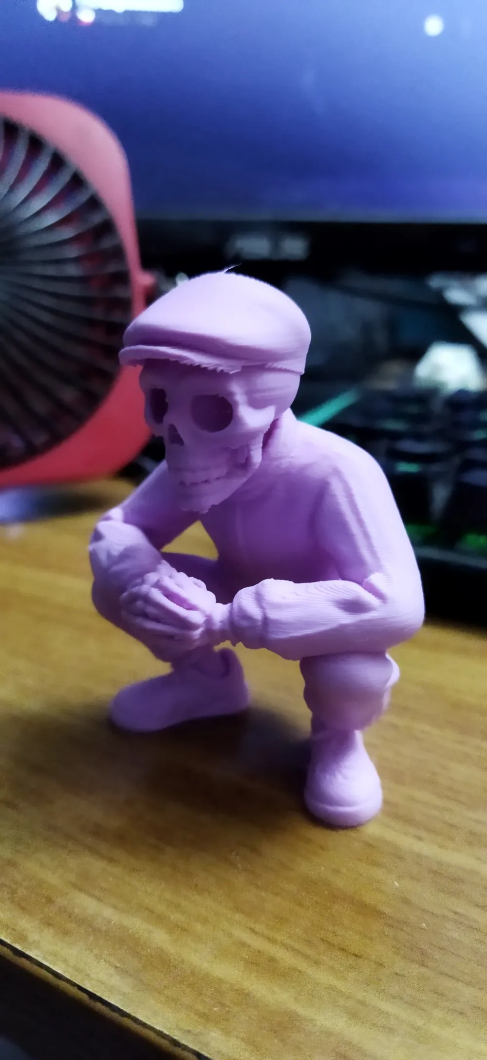 Slavic Skeleton Squatting and Grimming by MiguelJasus MakerWorld ...