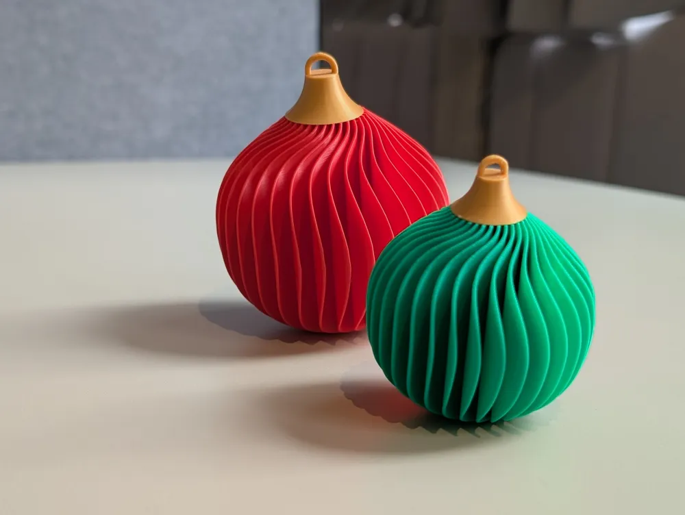 Parametric Christmas Bauble (Support Free) - Free 3D Print Model ...