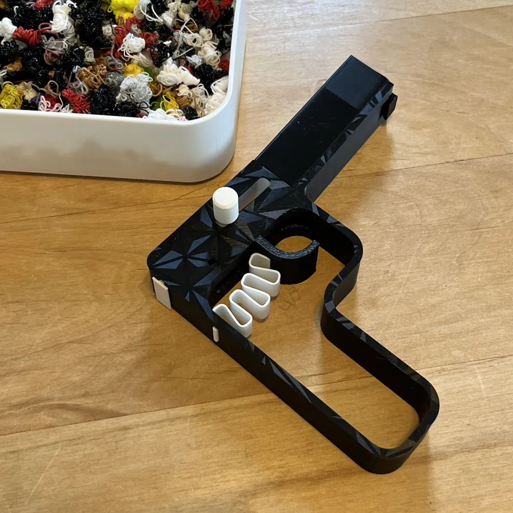 "POOP WRANGLER" Poop Gunman Showdown! Successful Self-Generation of ...