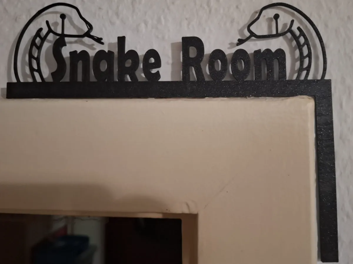 Snake Room Sign with Snake Heads for Door Frame, Door - Free 3D Print ...