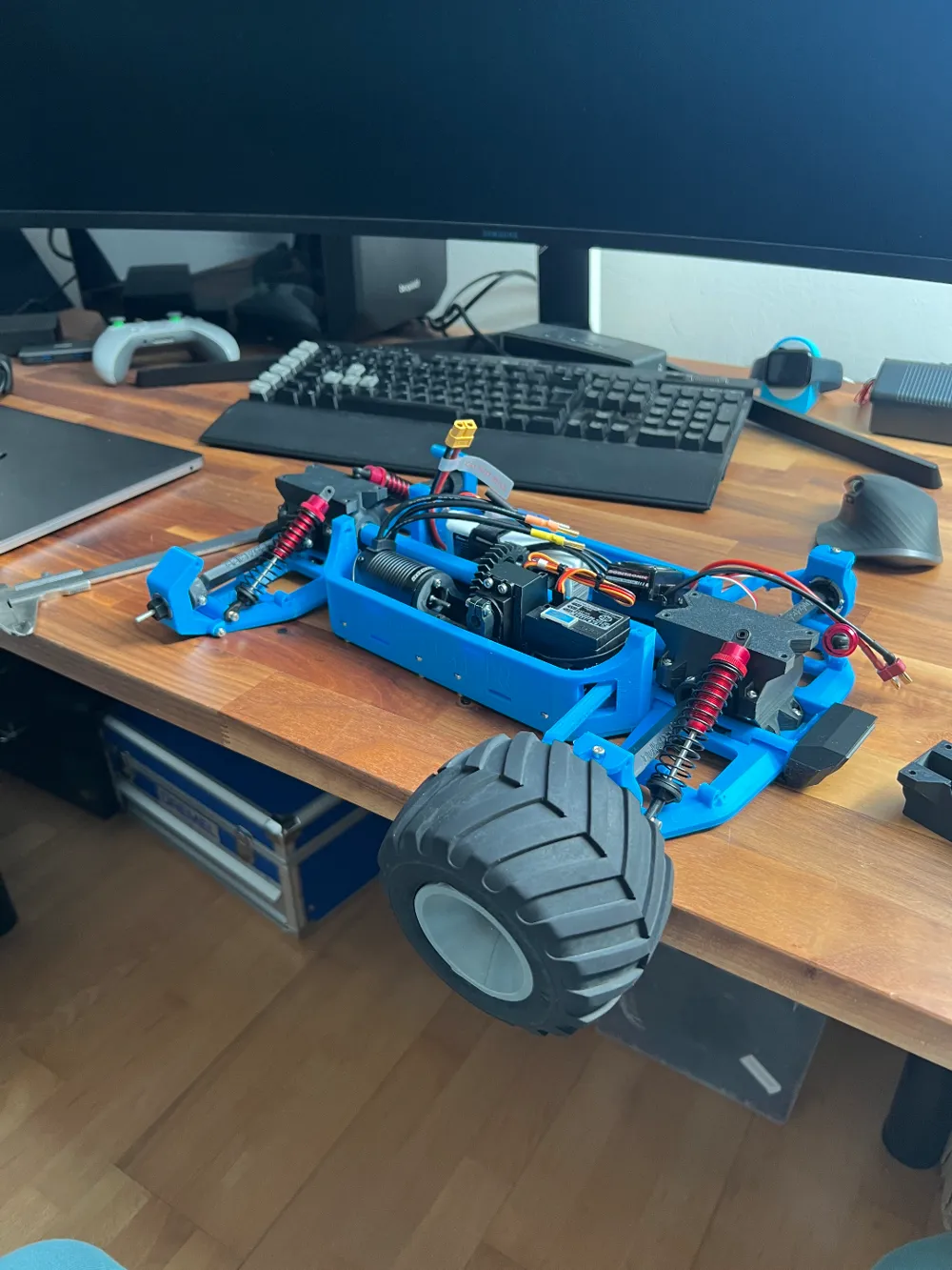 RC Car Wheel, designed for Cramer 4x4 by jlnmrfls - MakerWorld