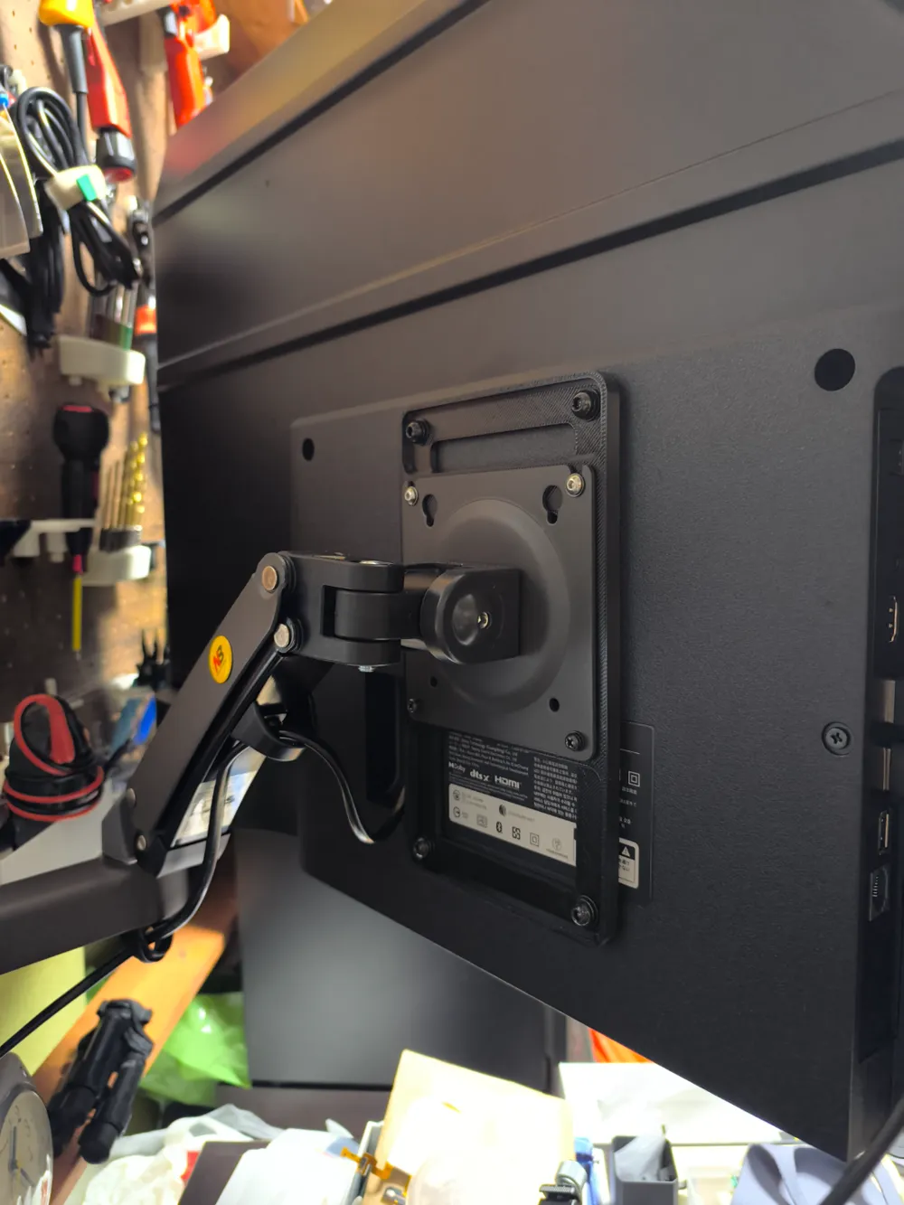 小米电视VESA支架转换器 (200x100 → 100x100) 来自 Penguin_holic MakerWorld：免费下载 3D 模型