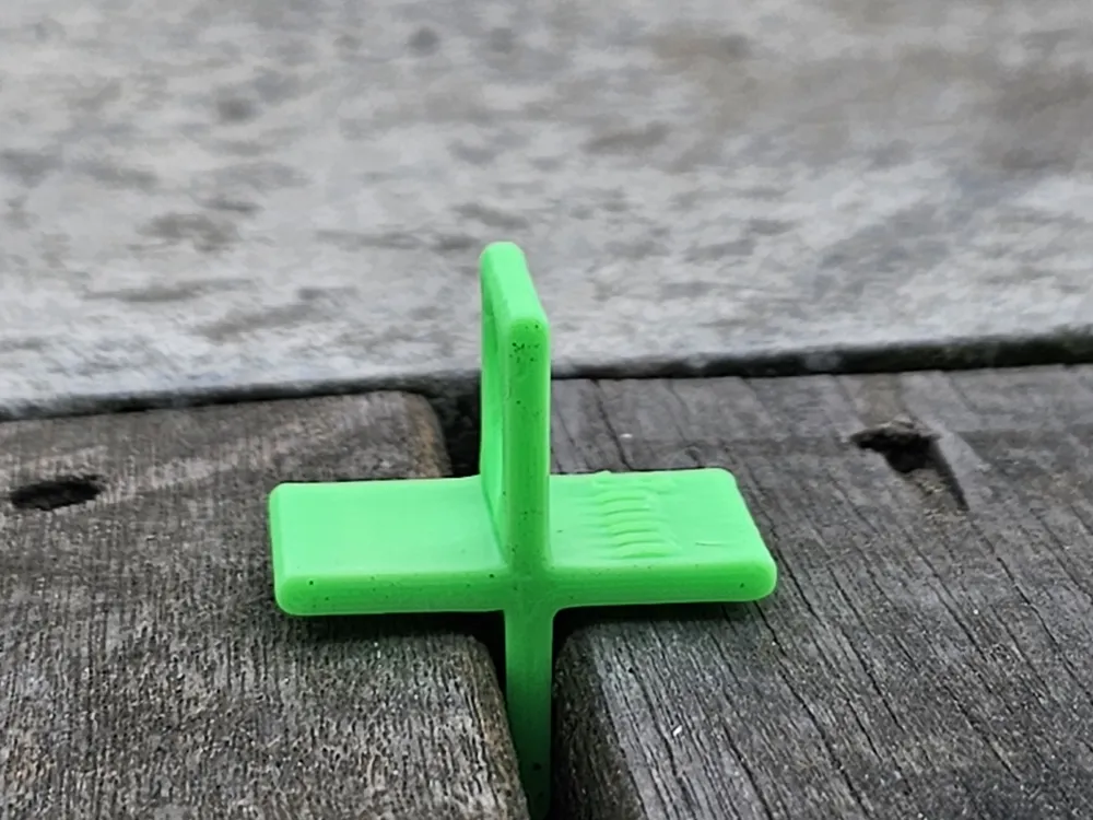 Wood decking spacer 2,5 - 4mm by matthiasdeblaiser - MakerWorld