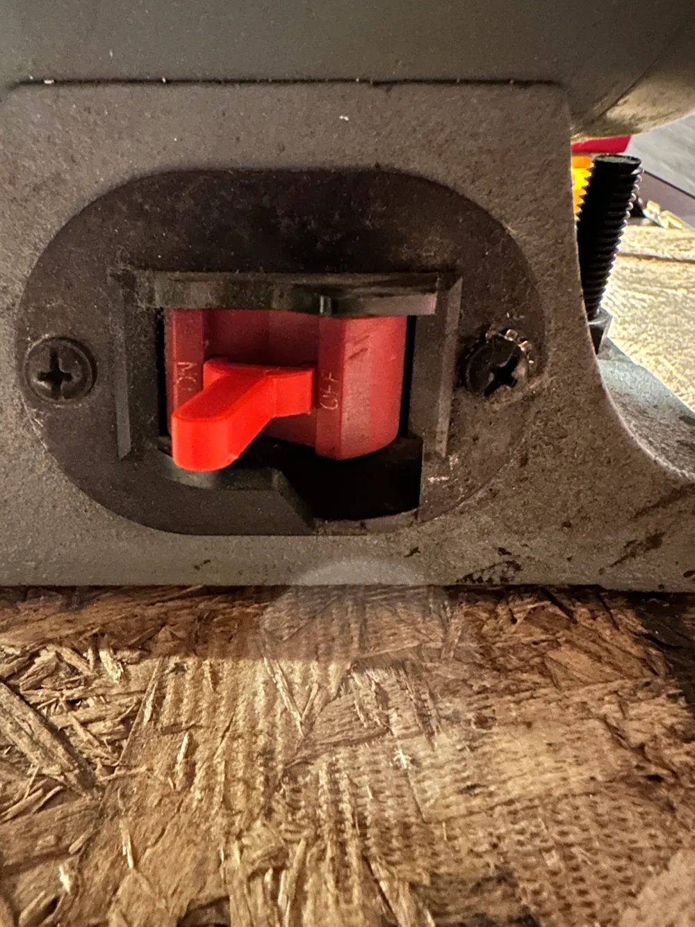 Safety Switch Key (Delta Bench Grinder) by ATA1 - MakerWorld