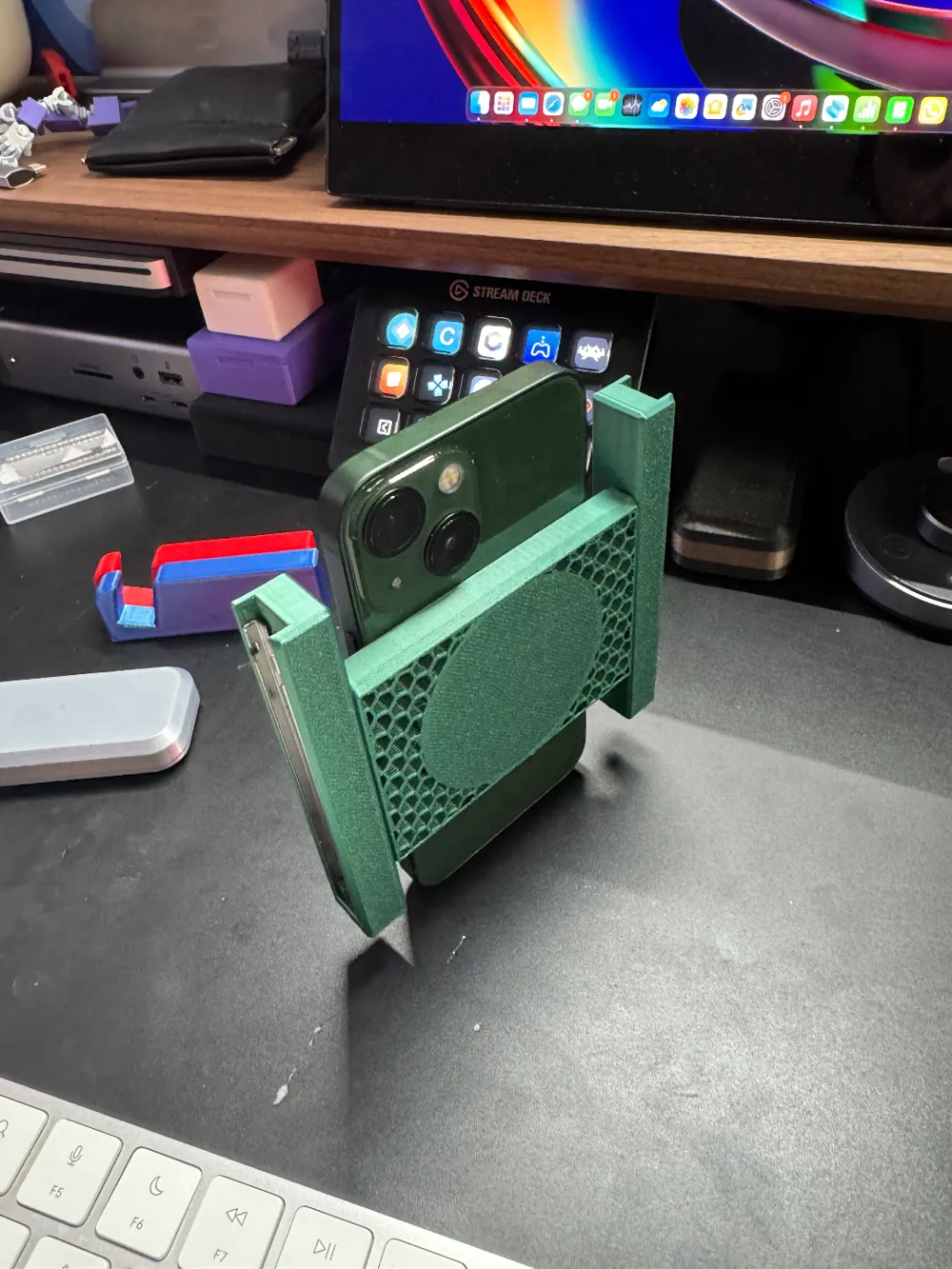 Joycon Magsafe adapter by ChrisD MakerWorld: Download Free 3D Models