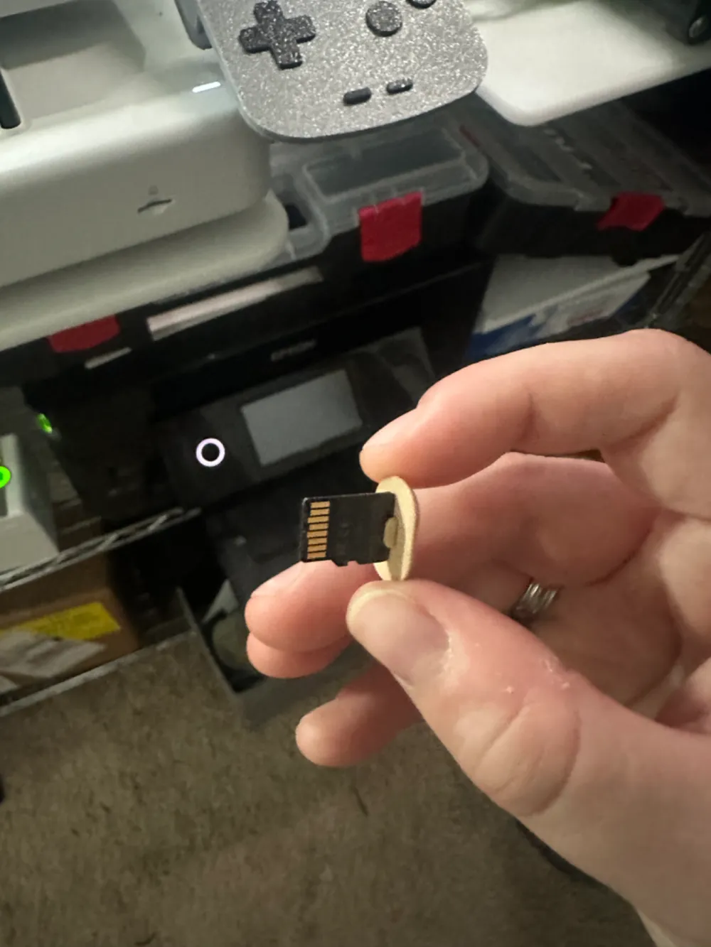 A1 Dust Cover for Micro SD Slot Remixed by goldiesvinyl - MakerWorld