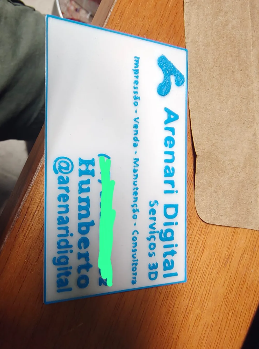 Business Card Customizable Remixed by Arenari - MakerWorld