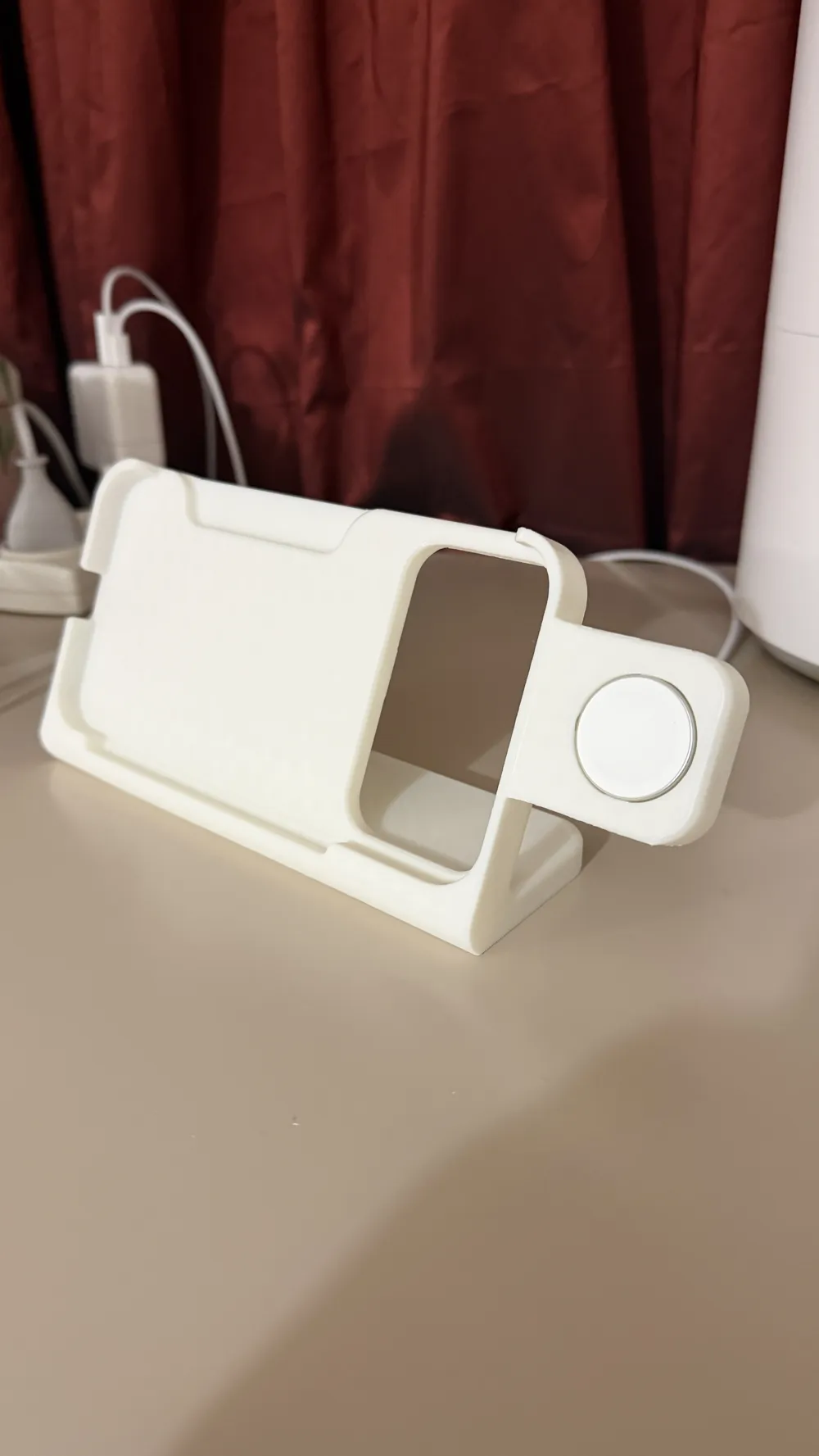 iphone 15 16 17 promax and apple watch dock - Free 3D Print Model ...