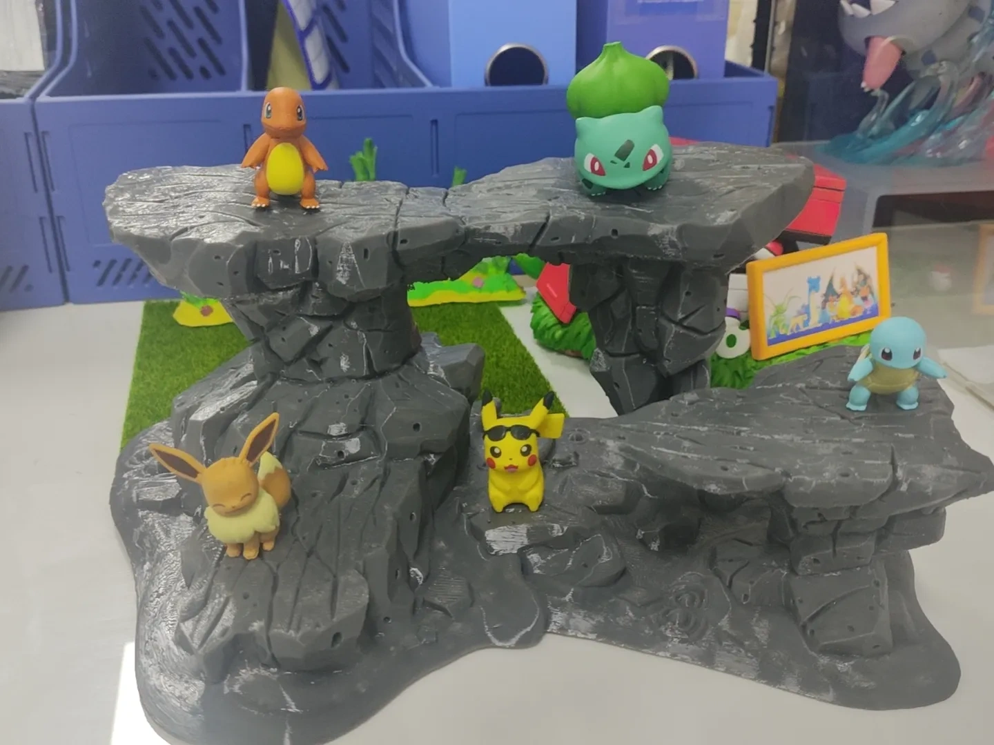 Three-tier Rock Display Stand by pokemon player - MakerWorld