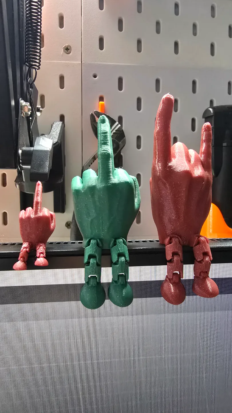 Articulated Rock ,Hand Flexible Beine Remixed by 3DMetalCave MakerWorld ...