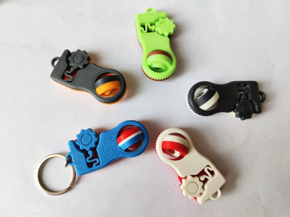 GyroClick Keychain by lalou3D MakerWorld: Download Free 3D Models