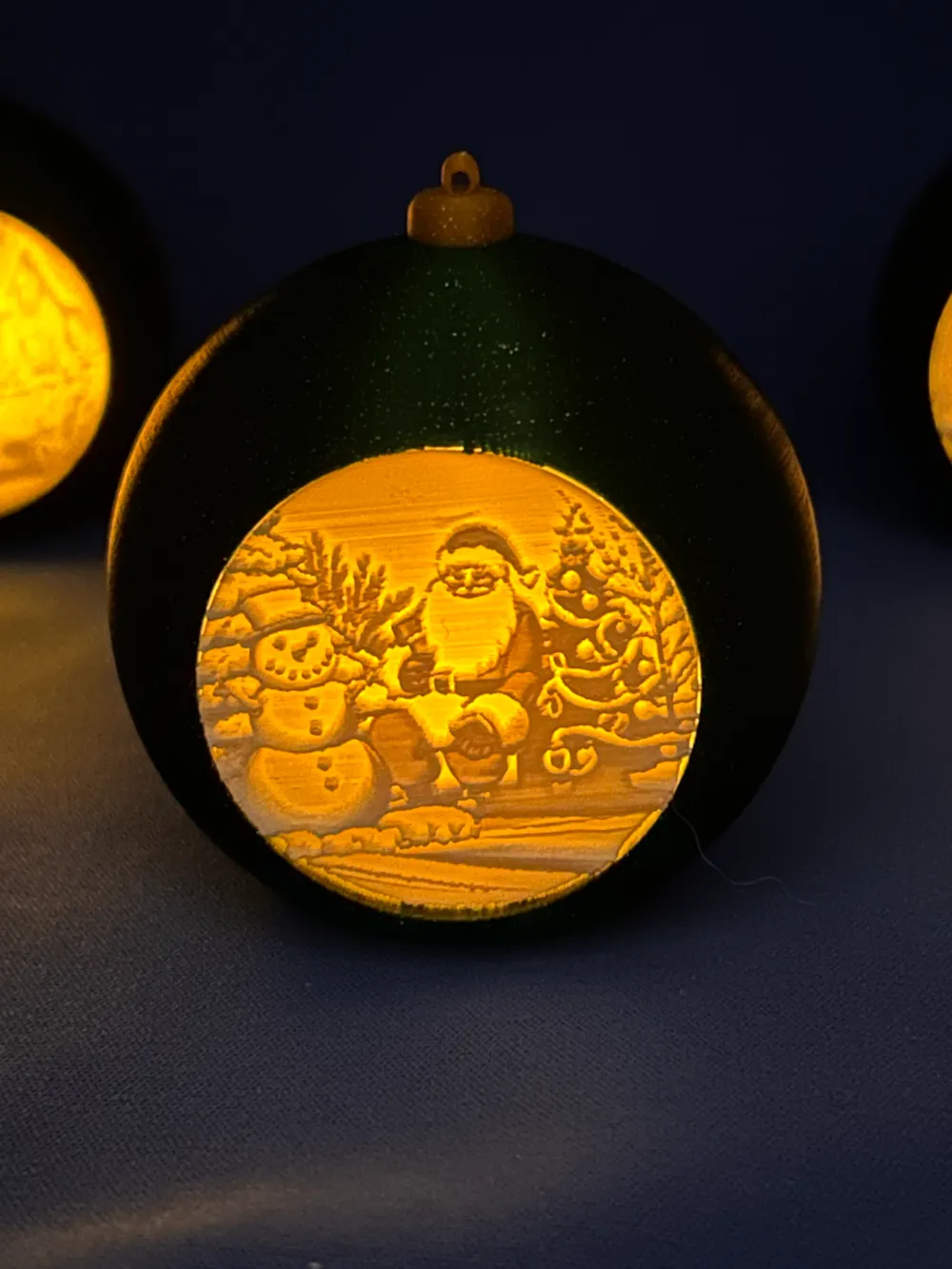 Lithophane Christmas Ball - Free 3D Print Model - MakerWorld