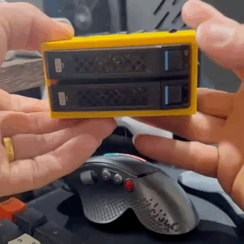 浪潮 M4 2.5-inch Hard Drive Cage by 沉鱼MakerWorld: Download Free 3D Models